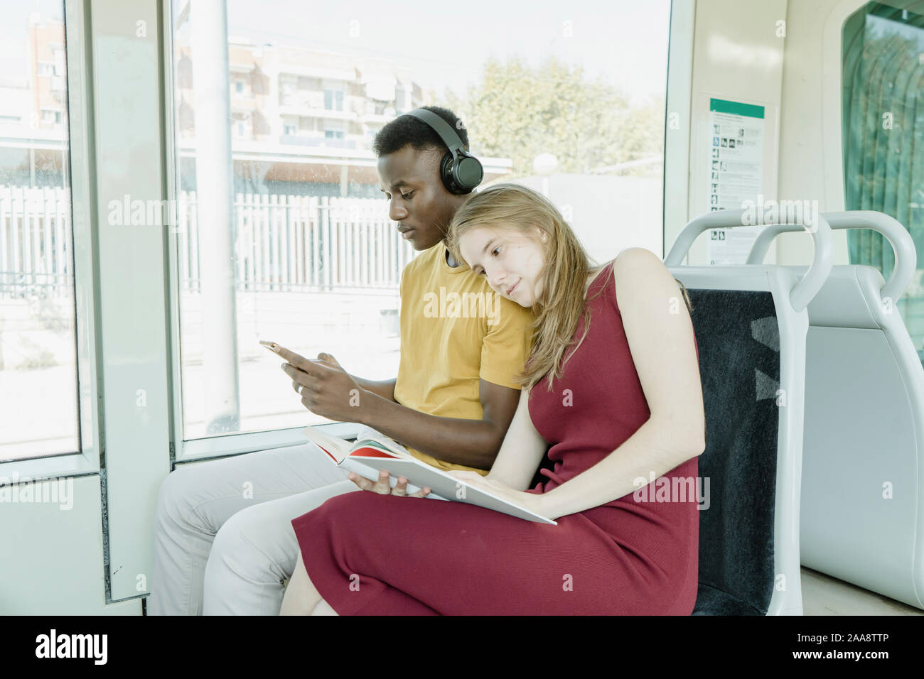Teen girl boy bus hi-res stock photography and images - Alamy