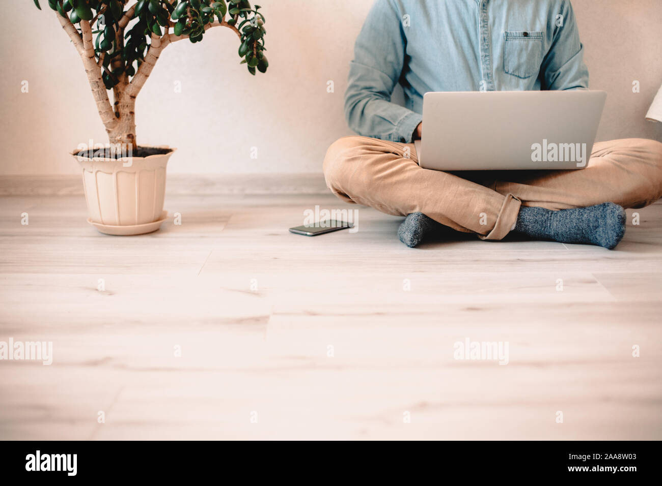 Laptop floor hi-res stock photography and images - Alamy