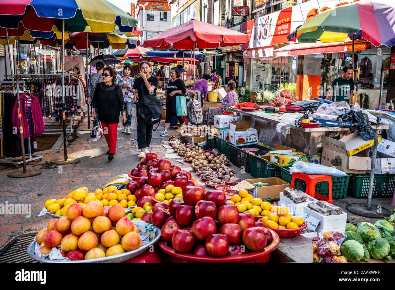 Jinju Korea , 4 October 2019 : Jinju Jungang Shijang traditional market ...