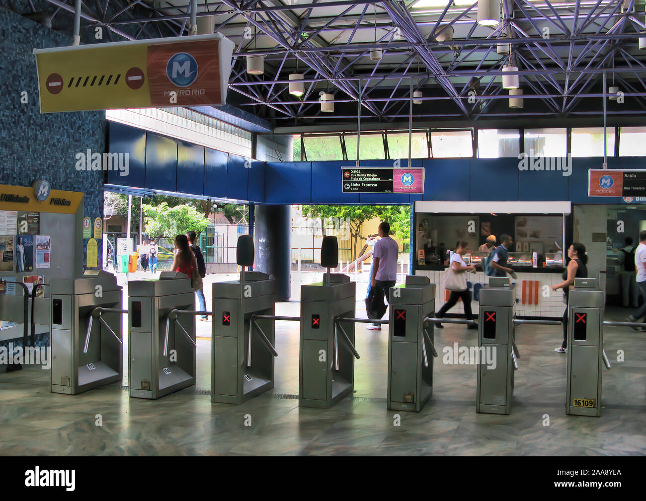 Carioca metro station rio de janeiro hi-res stock photography and ...