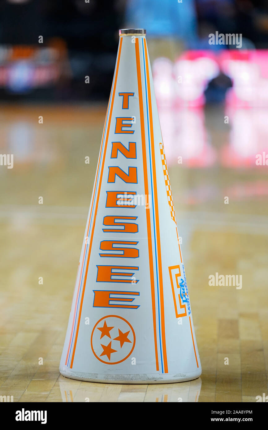 November 18, 2019: Tennessee Lady Vols cheerleader megaphone during the ...