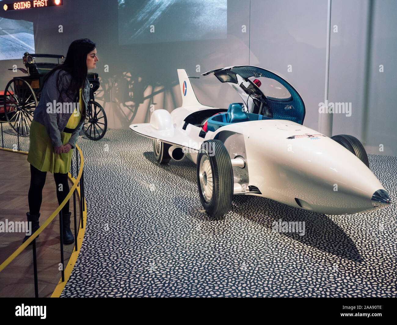 1950s space age concept hi-res stock photography and images - Alamy