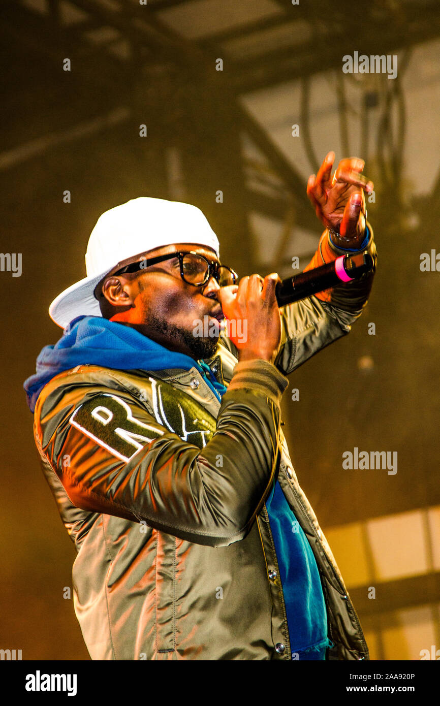 Reggie n Bollie Paisley Christmas Lights nov16th 2019 Stock Photo - Alamy