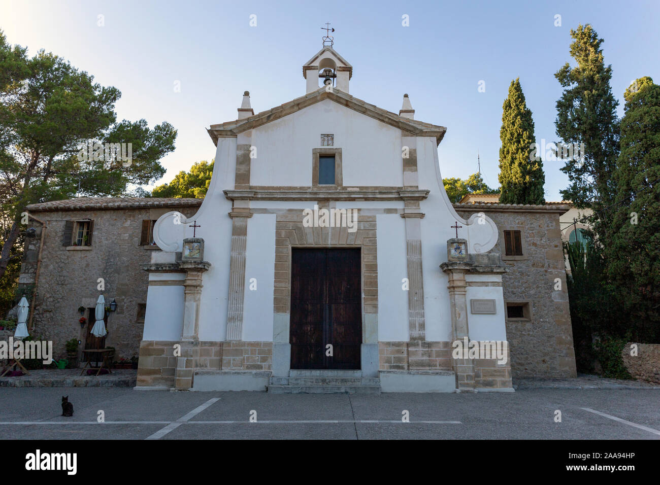 Mallorca calvary in pollensa church hi-res stock photography and images ...