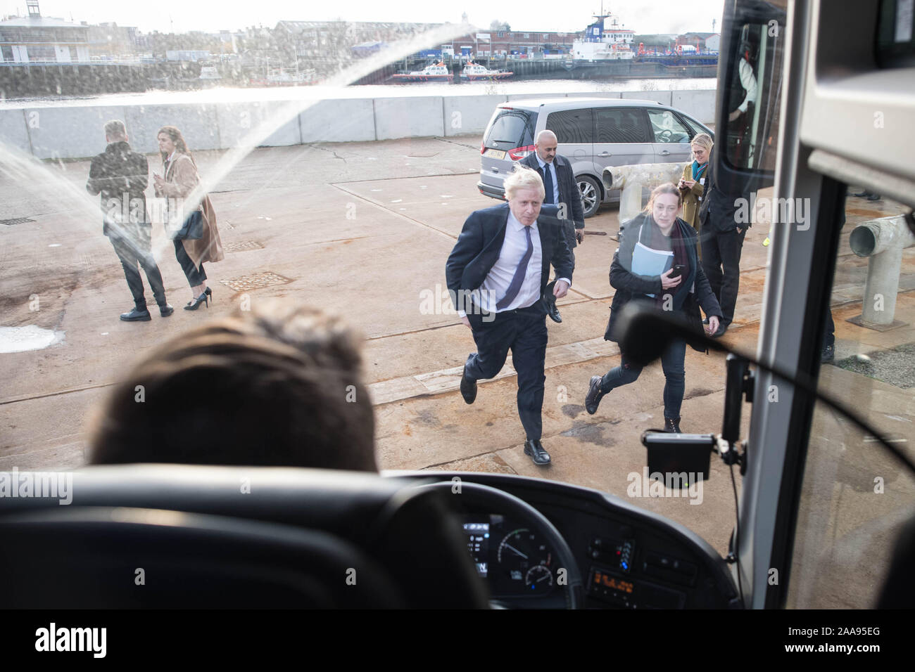Battle bus boris johnson hi-res stock photography and images - Alamy