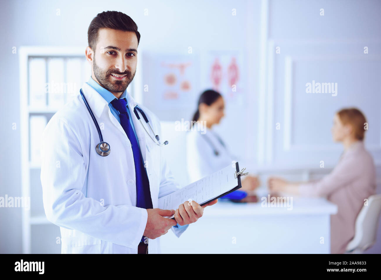 Arabic doctor hi-res stock photography and images - Alamy