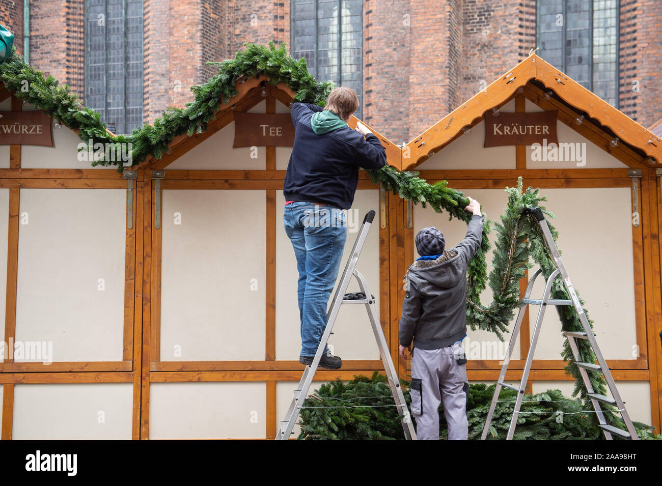 Christmas market hanover hi-res stock photography and images - Alamy
