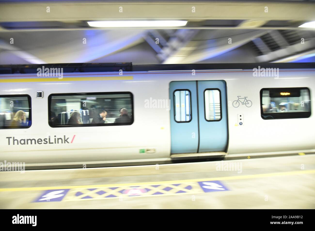 British train operators hi-res stock photography and images - Alamy