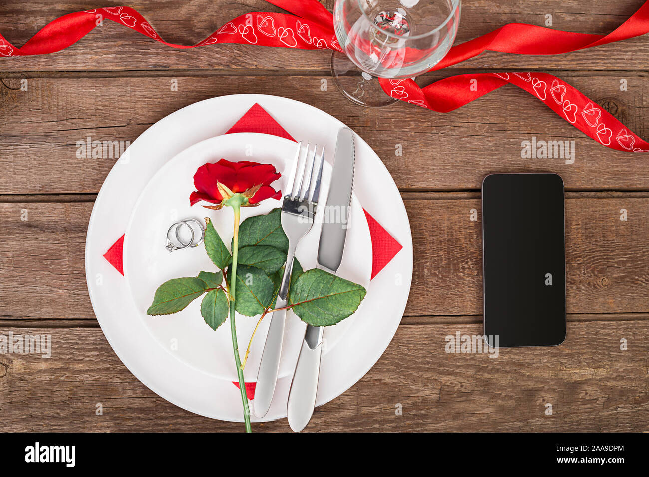 Romantic dinner concept. Valentine day or proposal background. Top view ...