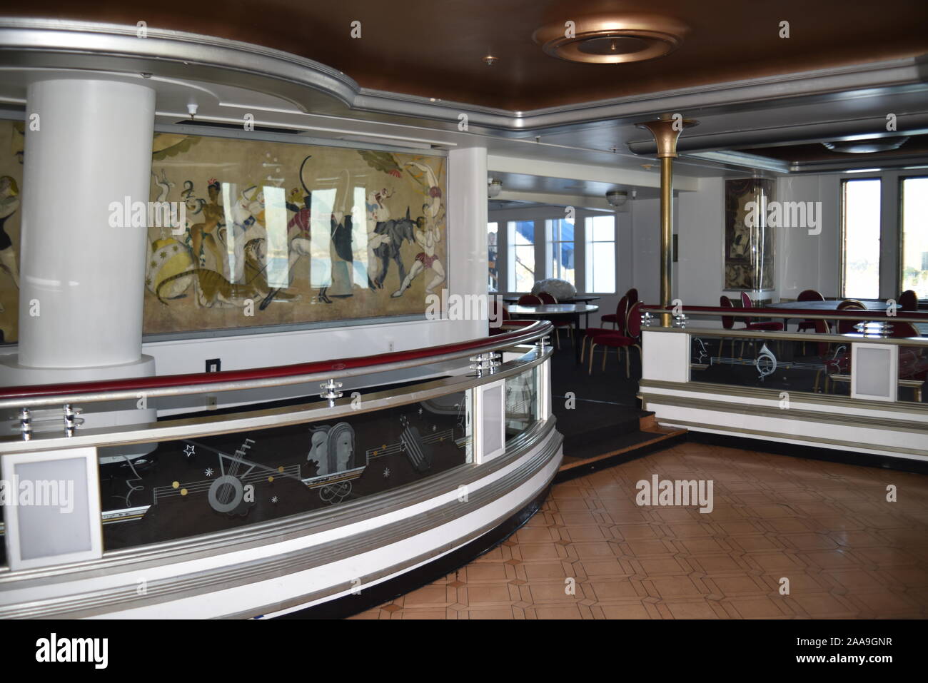 Veranda grill hi-res stock photography and images - Alamy