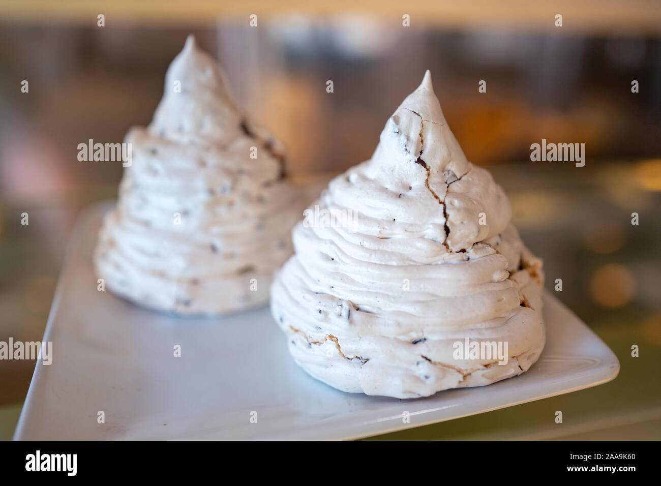Rocher meringue pastries hi-res stock photography and images - Alamy