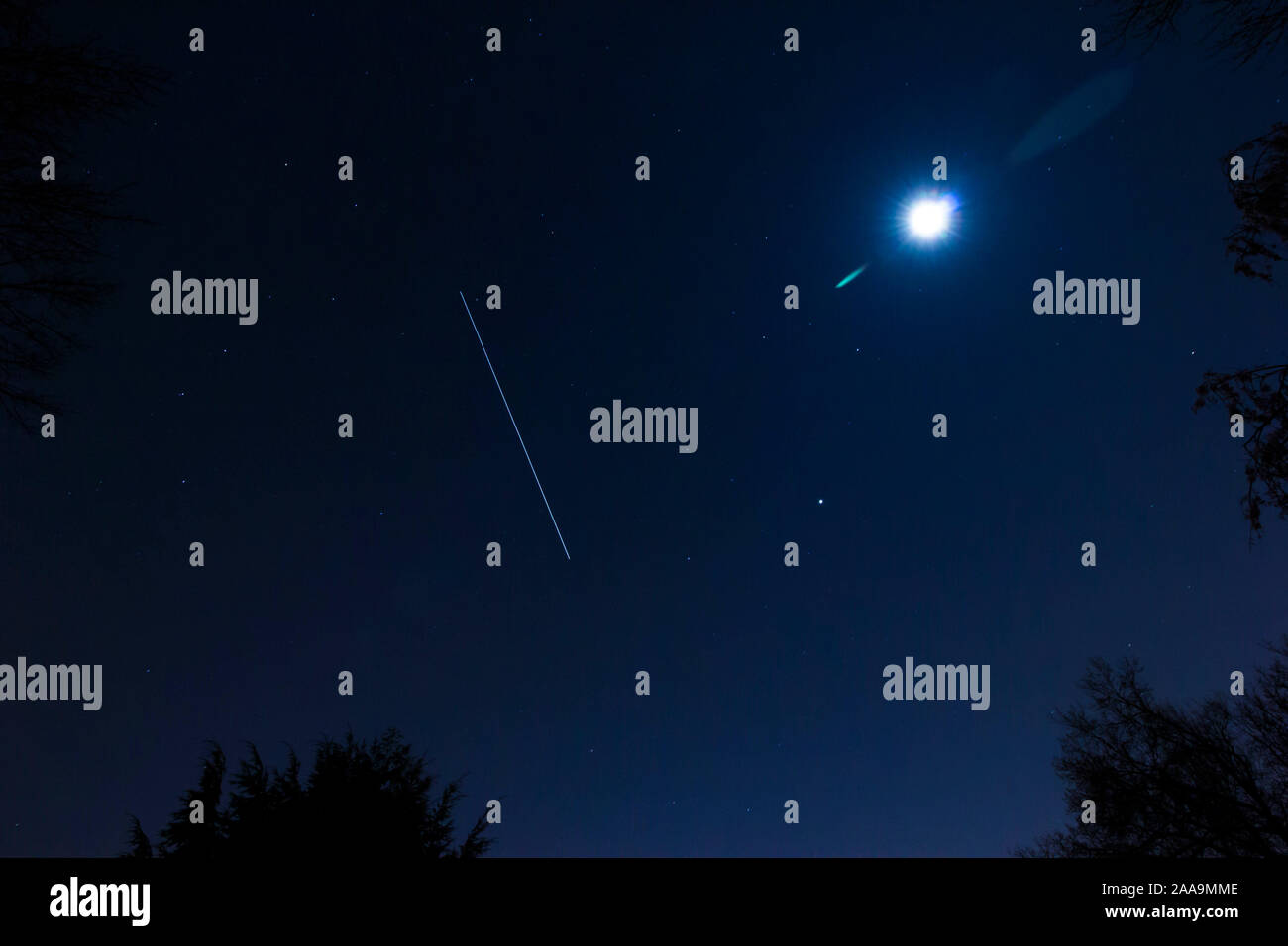 Iss in the sky hi-res stock photography and images - Alamy