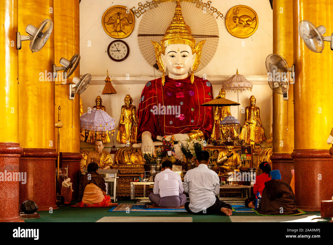 Burmese People Praying At The Shwedagon Pagoda, Yangon, Myanmar Stock ...