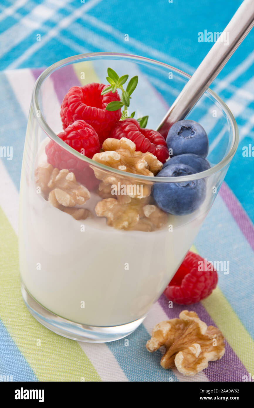 Yoghurt berries walnuts hi-res stock photography and images - Alamy