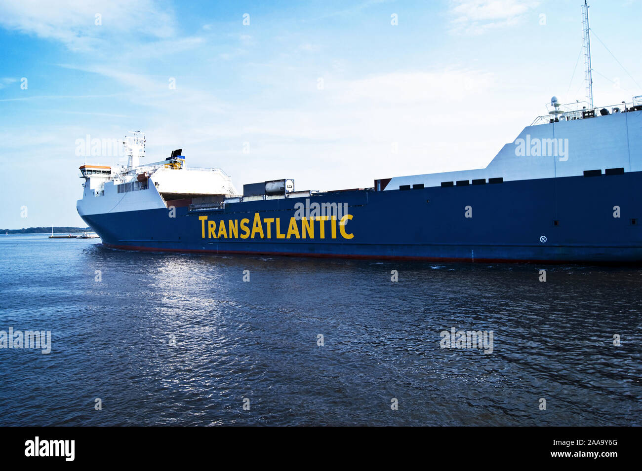 Transatlantic traffic hi-res stock photography and images - Alamy