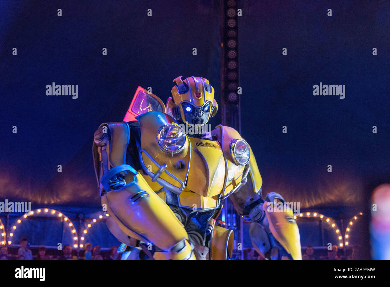 Bumblebee transformer hi-res stock photography and images - Alamy
