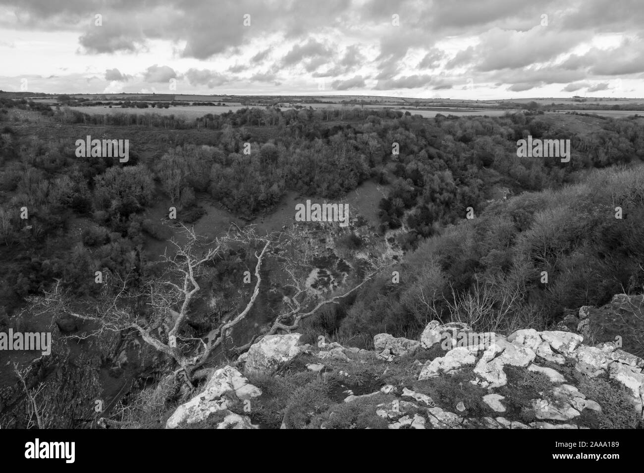 View from the top of Cheddar Gorge in Somerset Stock Photo - Alamy