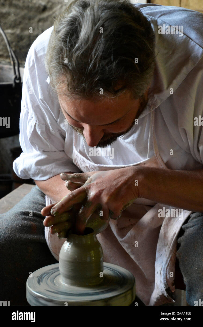 Ancient Potters Wheel High Resolution Stock Photography and Images - Alamy