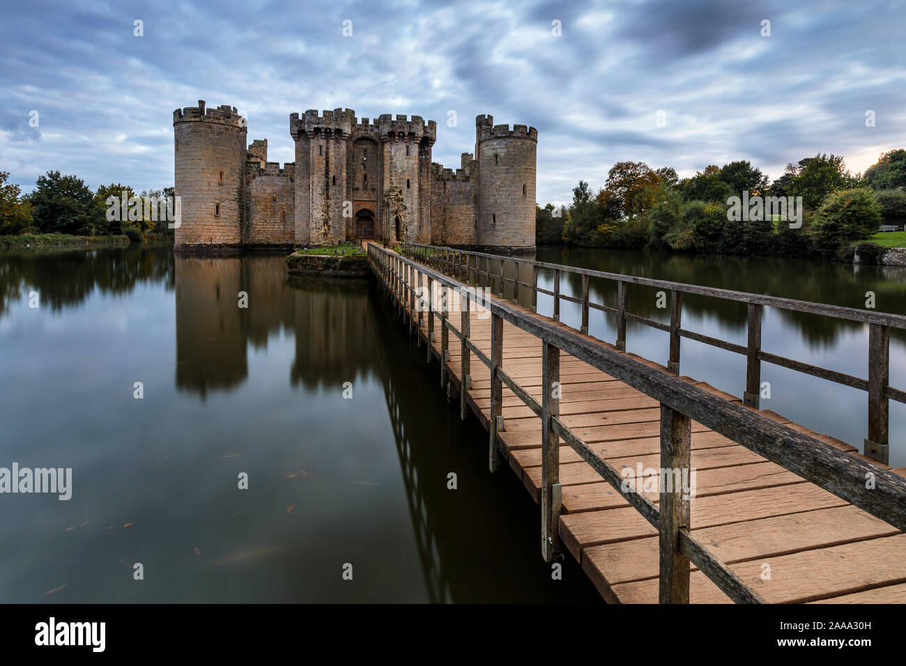 Bodiam castle hi-res stock photography and images - Alamy