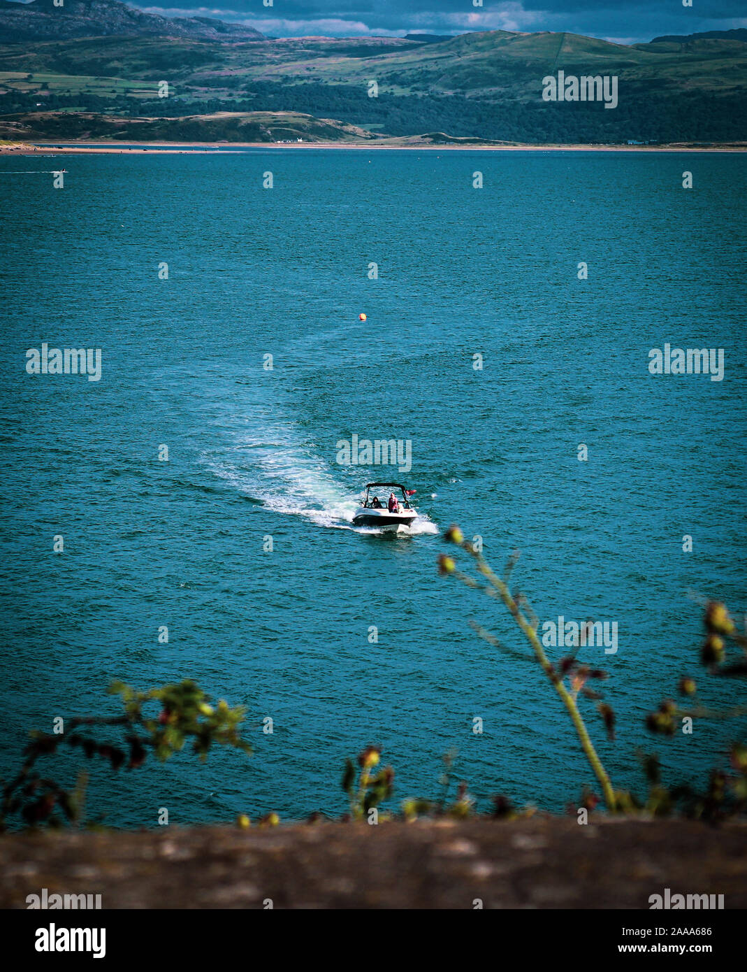Speed Boat in Criccieth, North Wales Stock Photo - Alamy