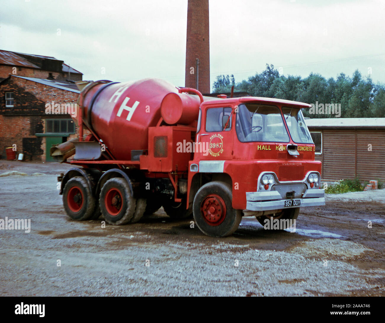 1960's lorry hi-res stock photography and images - Alamy