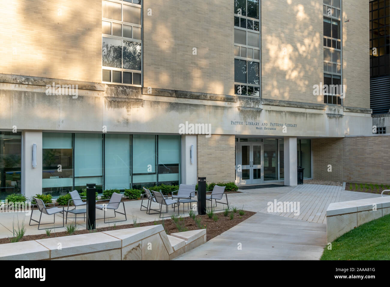 Pattee library of penn state hi-res stock photography and images - Alamy