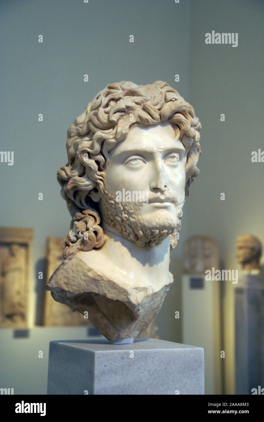 Sculpture bust national archaeological museum hi-res stock photography ...