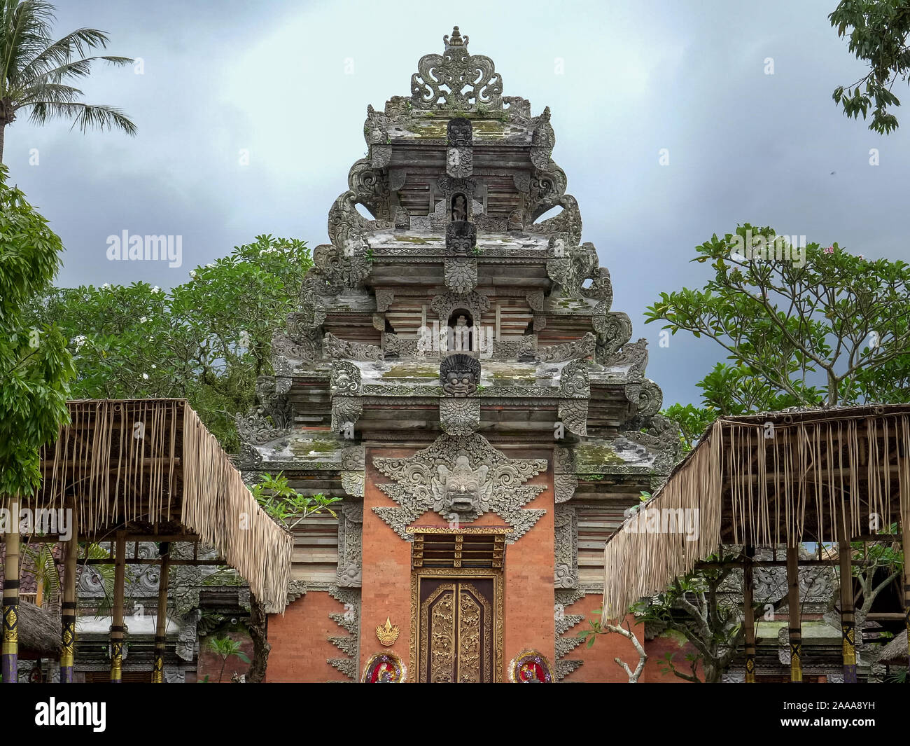 Ubud royal palace bali hi-res stock photography and images - Alamy
