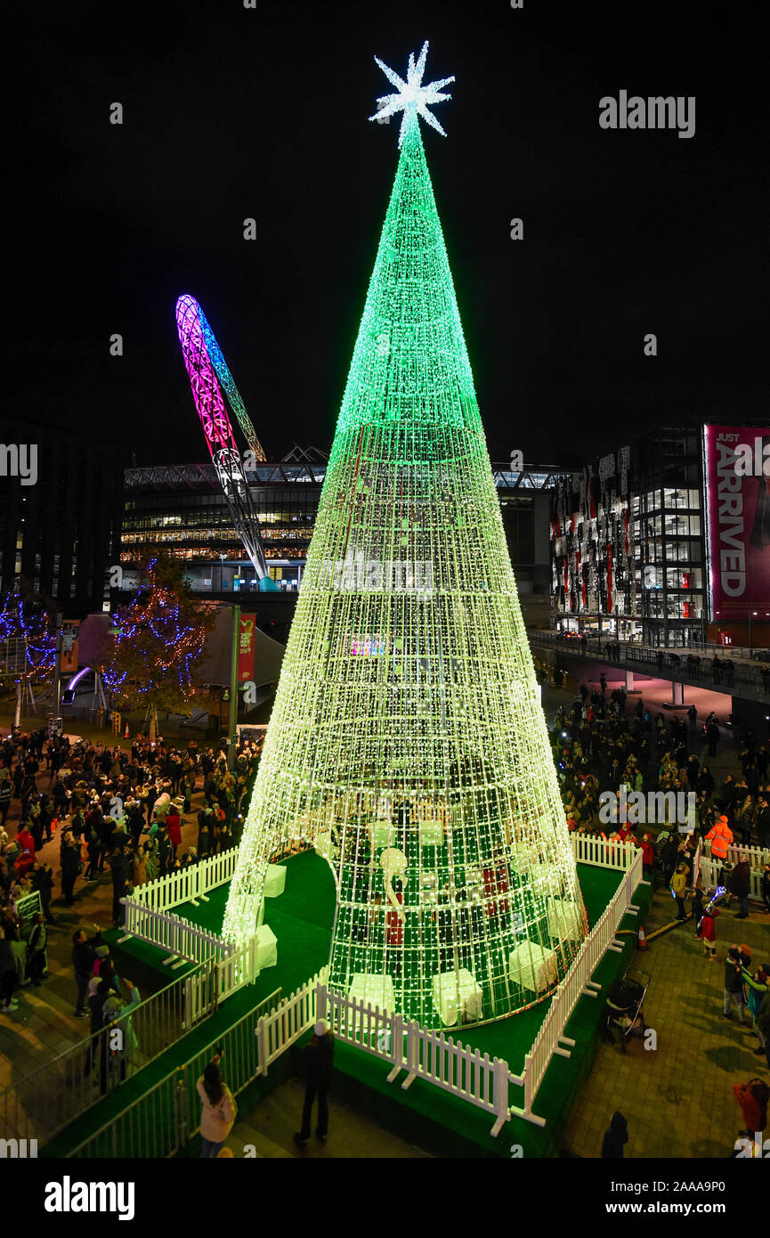 London, UK. 20 November 2019. An illuminated Wembley Stadium arch and ...