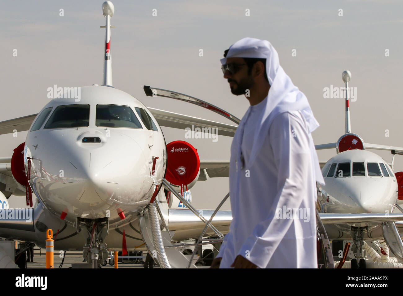 Dubai, United Arab Emirates. 18th Nov, 2019. A man dressed in a thawb ...