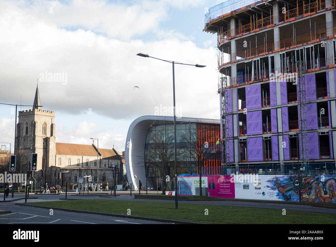 Slough uk curve hi-res stock photography and images - Alamy