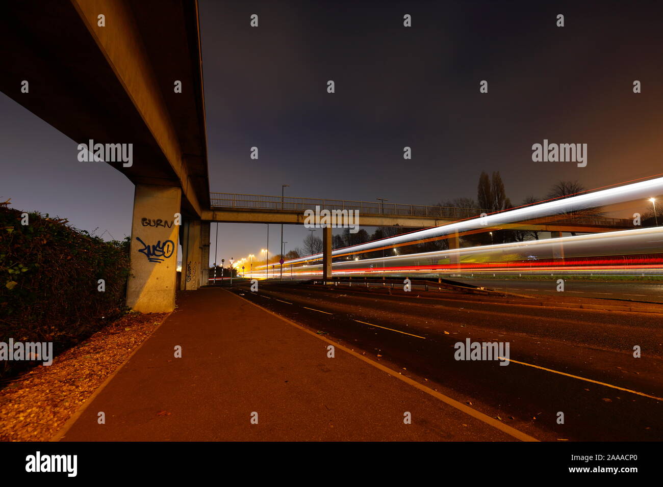 Road bridge flyover street light hi-res stock photography and images ...