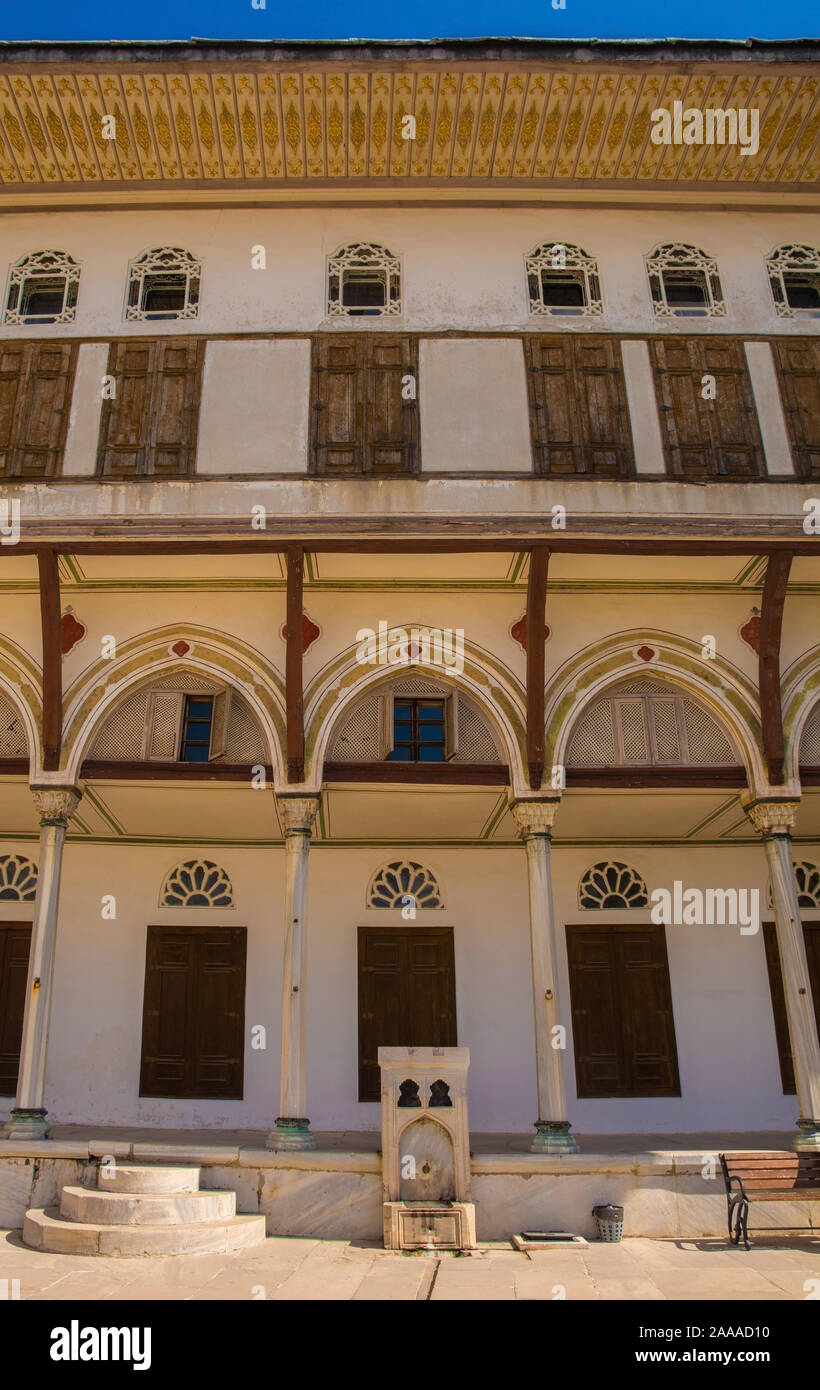 Harem courtyard hi-res stock photography and images - Alamy