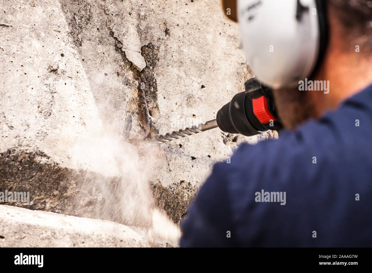 Drill bit drilling through metal hi-res stock photography and images - Alamy