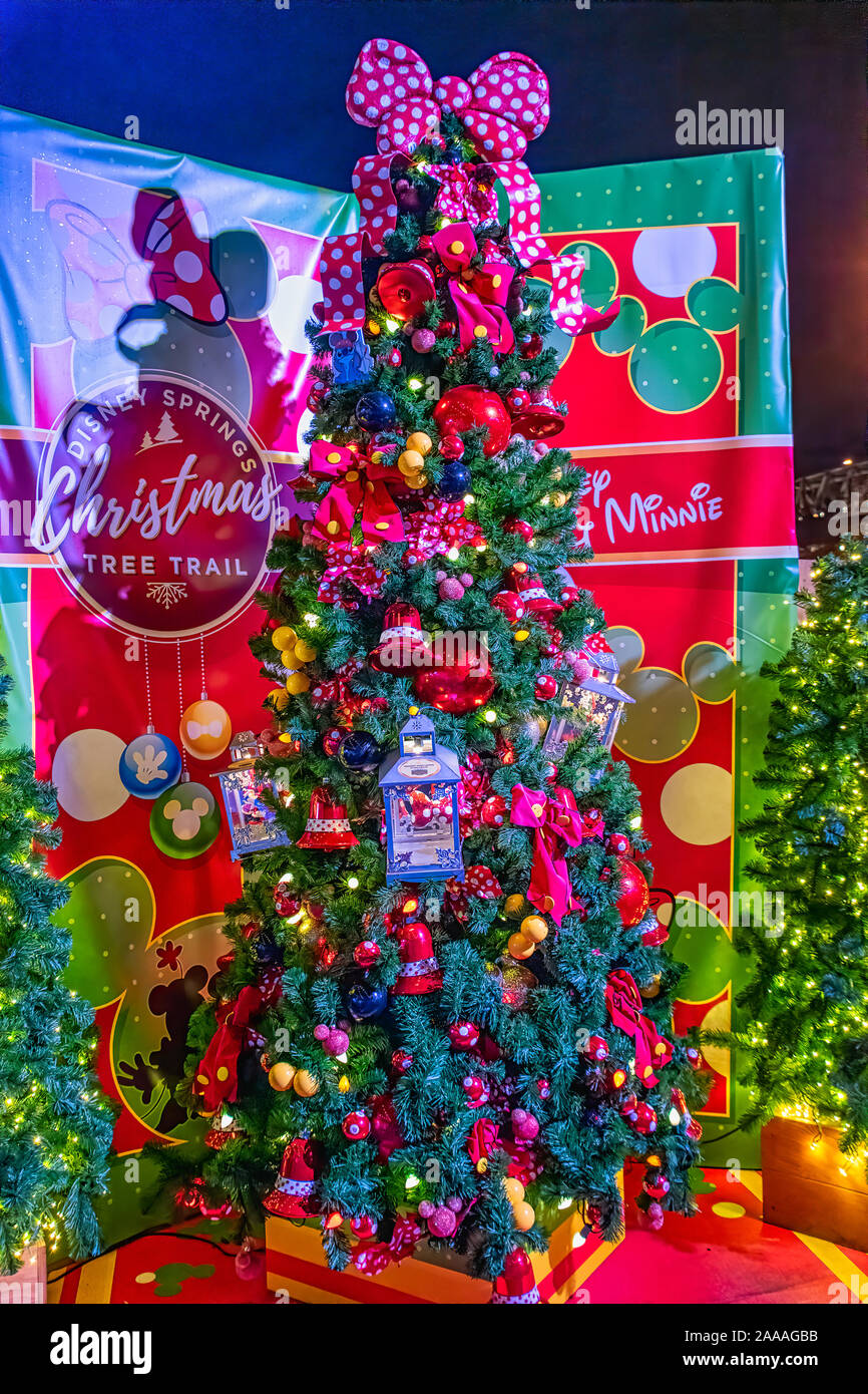 Minnie Mouse Themed Christmas Tree The Classic Disney Christmas Decor