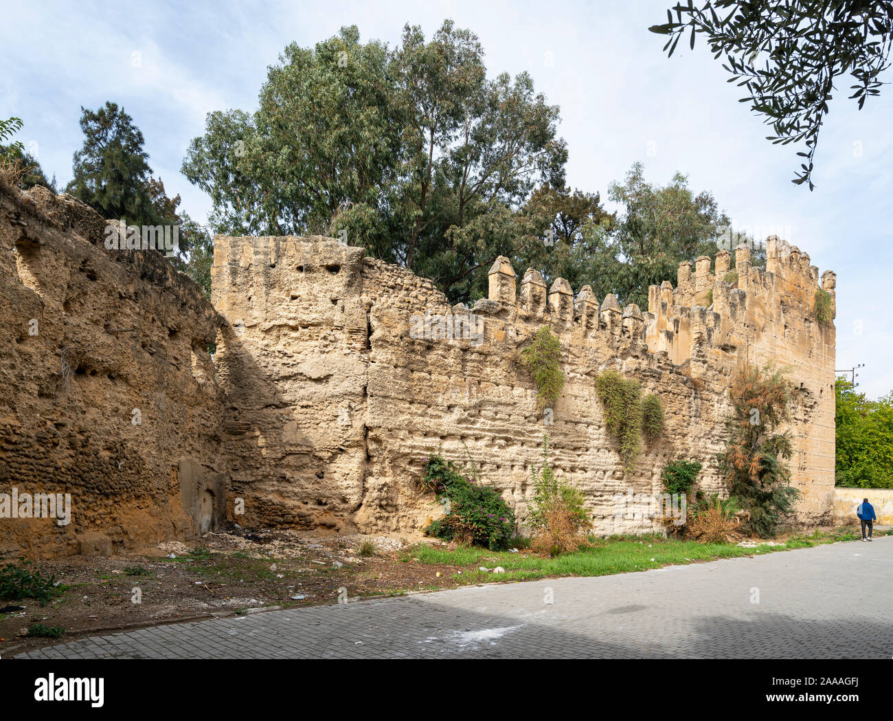 Ancient city of fes hi-res stock photography and images - Alamy