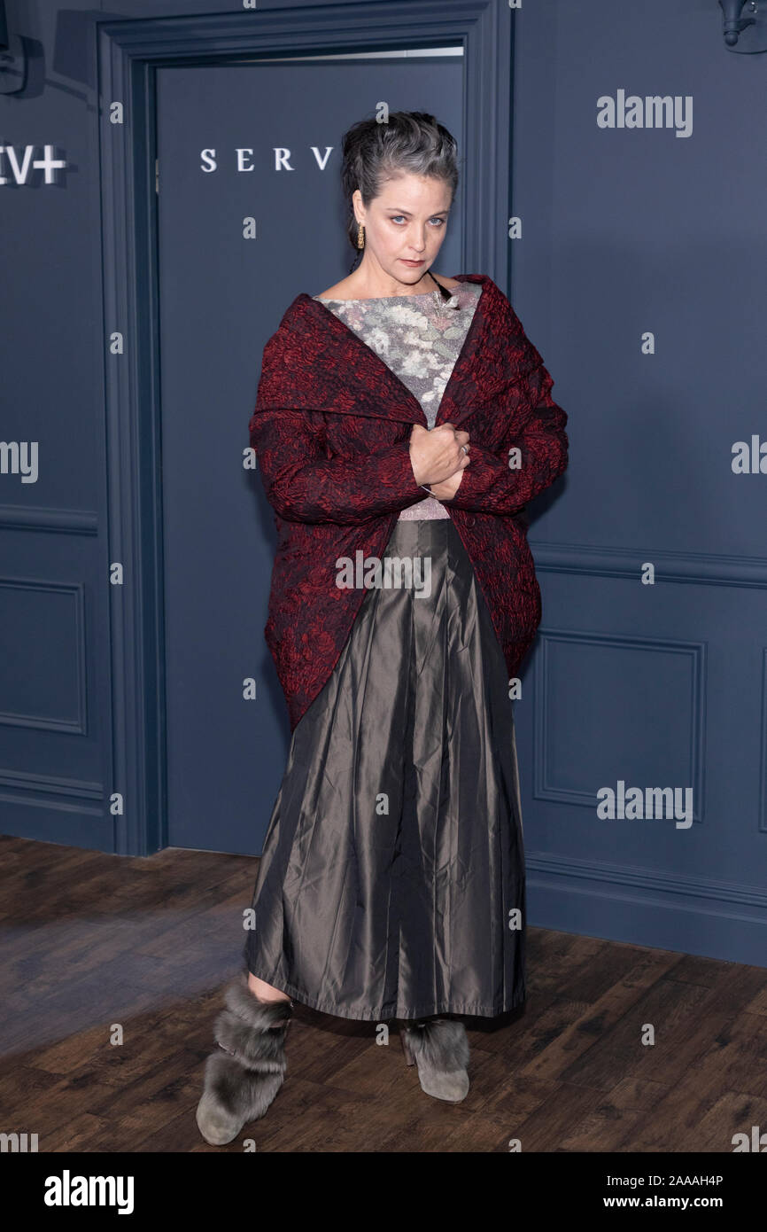 Tv house of elliott hi-res stock photography and images - Alamy