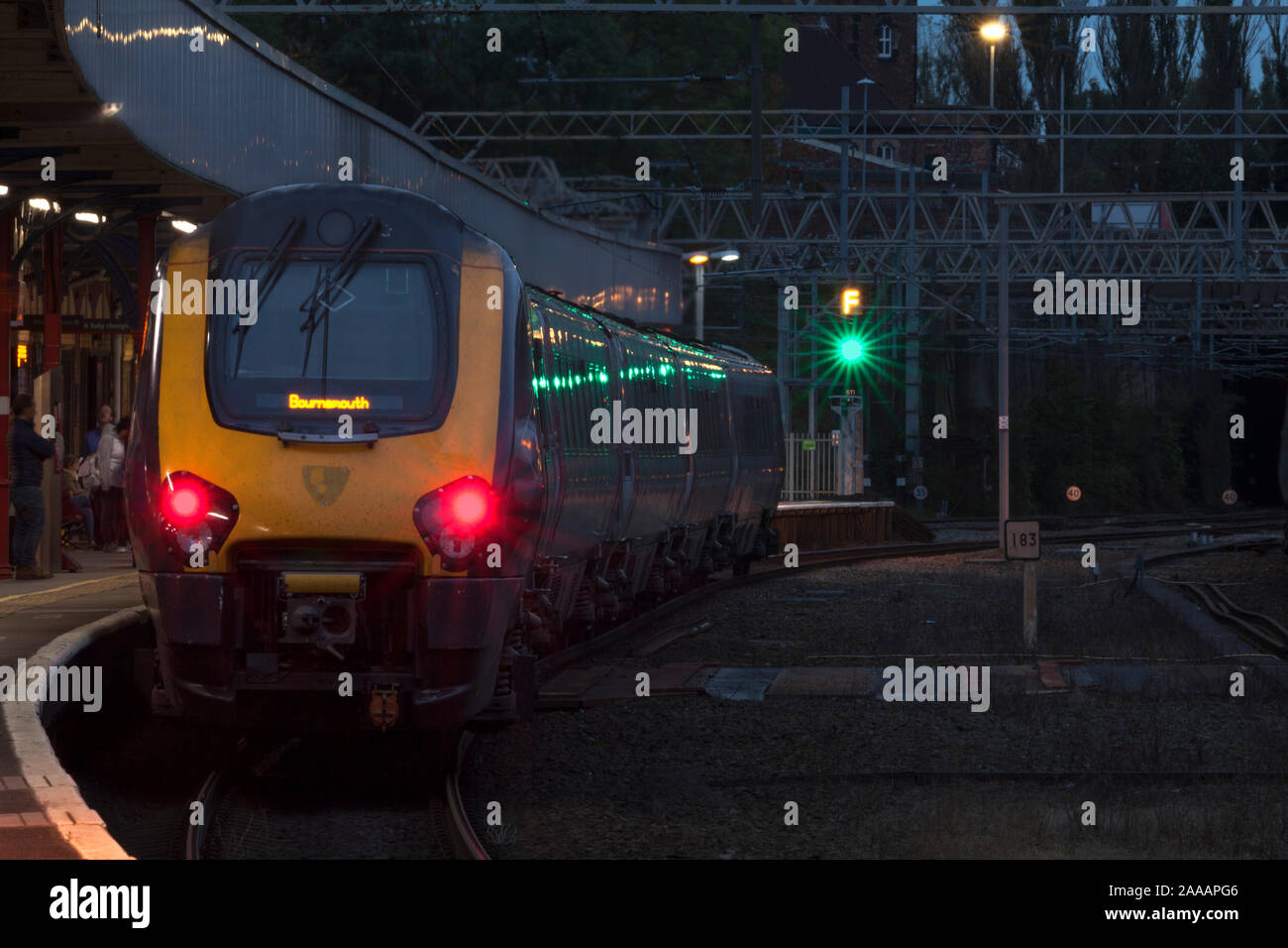 Arriva Crosscountry class 221 diesel train at Stockport with green ...