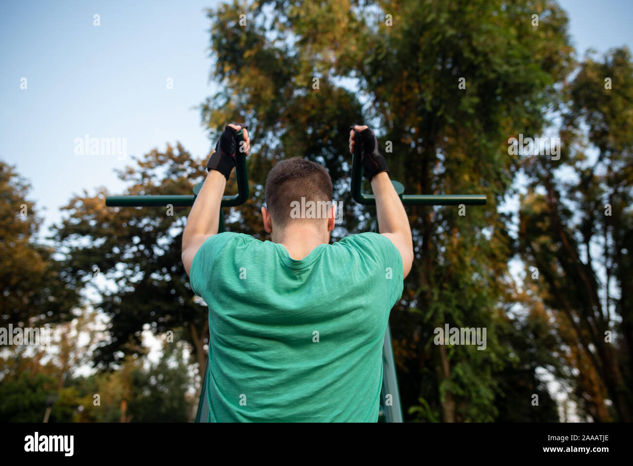 Guy training hi-res stock photography and images - Alamy