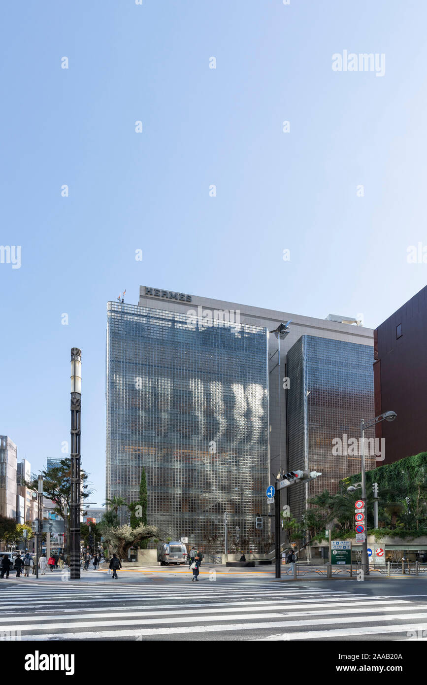 Maison hermes tokyo hi-res stock photography and images - Alamy
