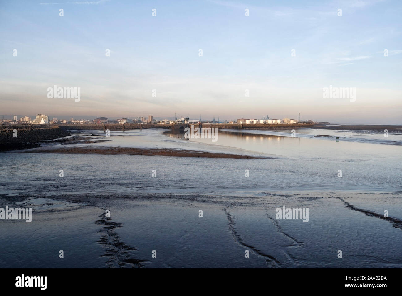 Cardiff bay mud flats in hi-res stock photography and images - Alamy