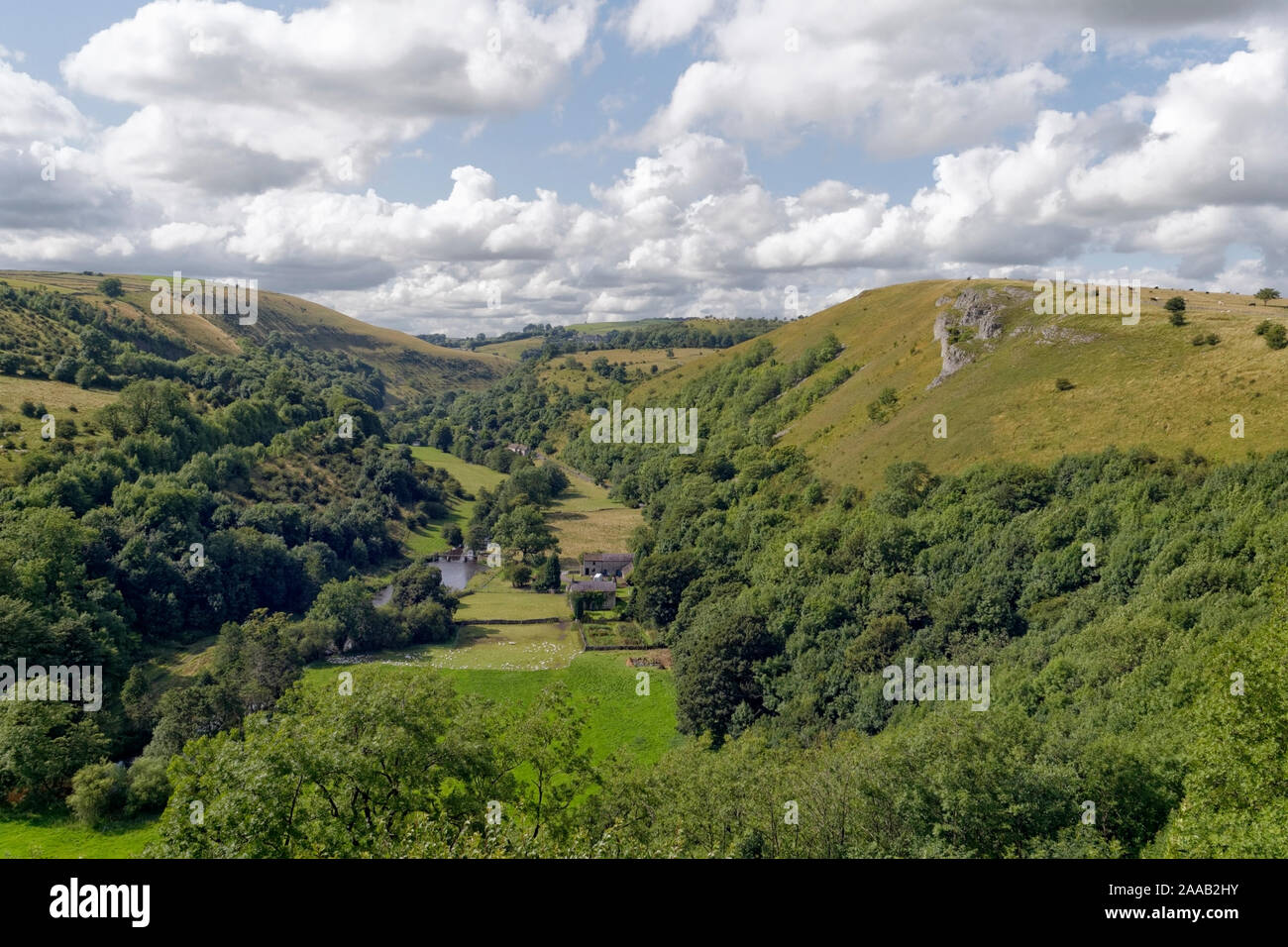 Monsal Dale, Peak District National Park, Derbyshire England UK ...
