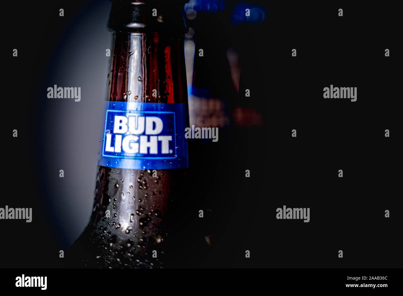 Budlight beer hi-res stock photography and images - Alamy