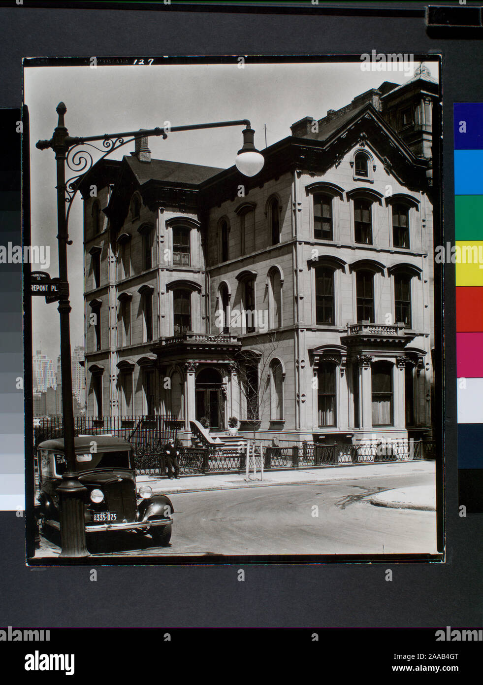 Inverted u shape hi-res stock photography and images - Alamy