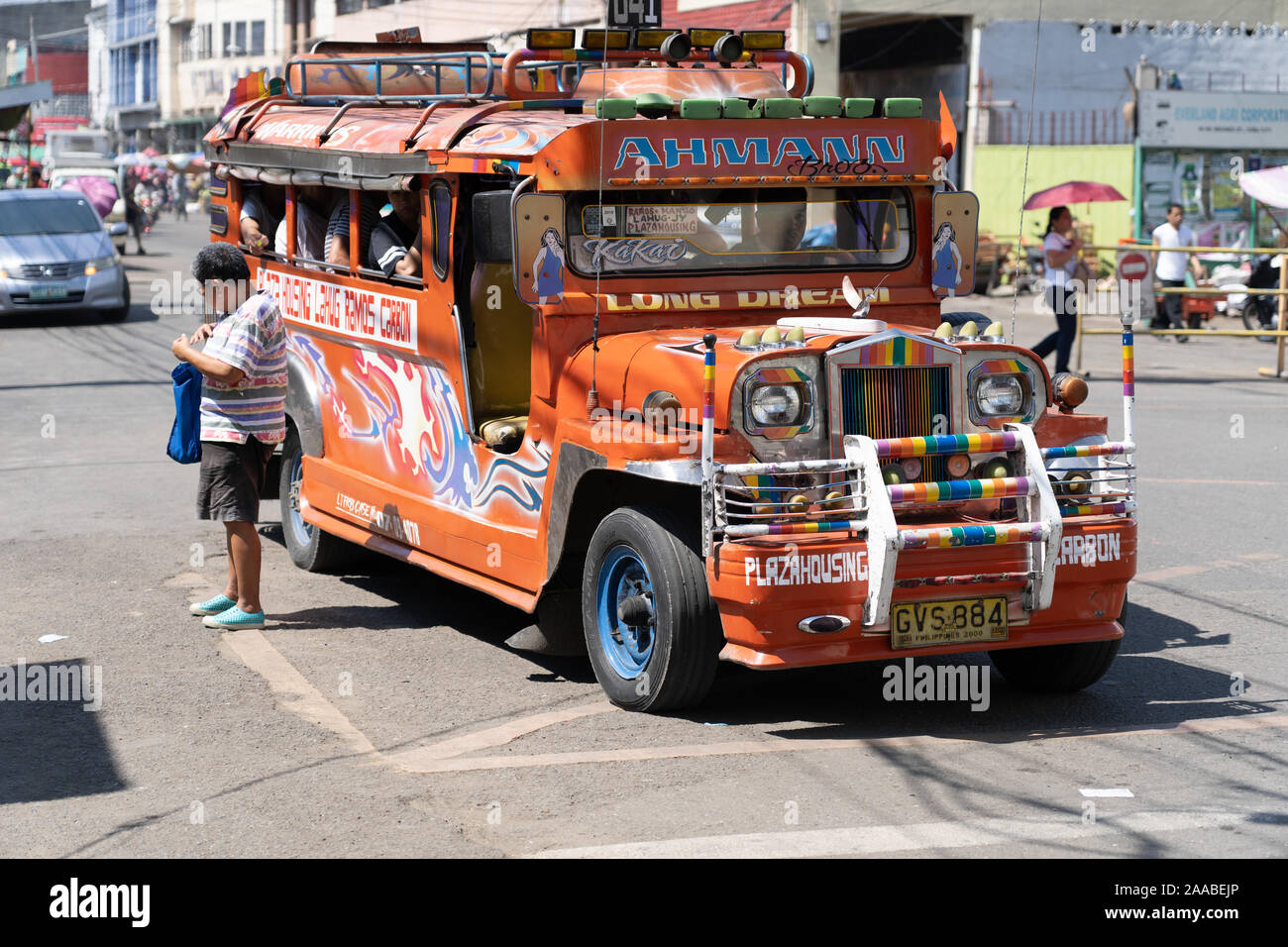 Philippines iconic jeepney hi-res stock photography and images - Alamy