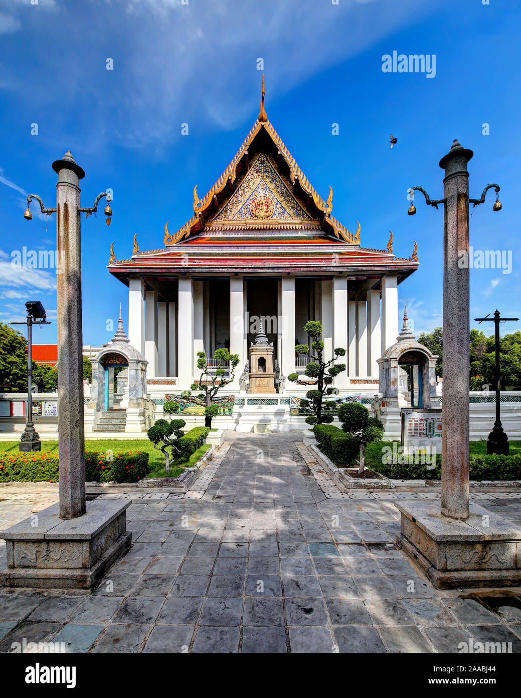 Suthat thep wararam hi-res stock photography and images - Alamy