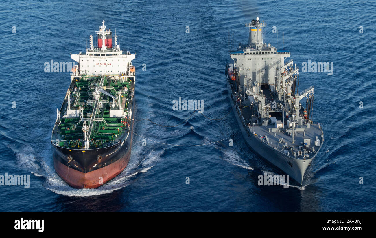 191028-N-LQ653-2463 PACIFIC OCEAN (Oct. 28, 2019) Henry J. Kaiser-class ...