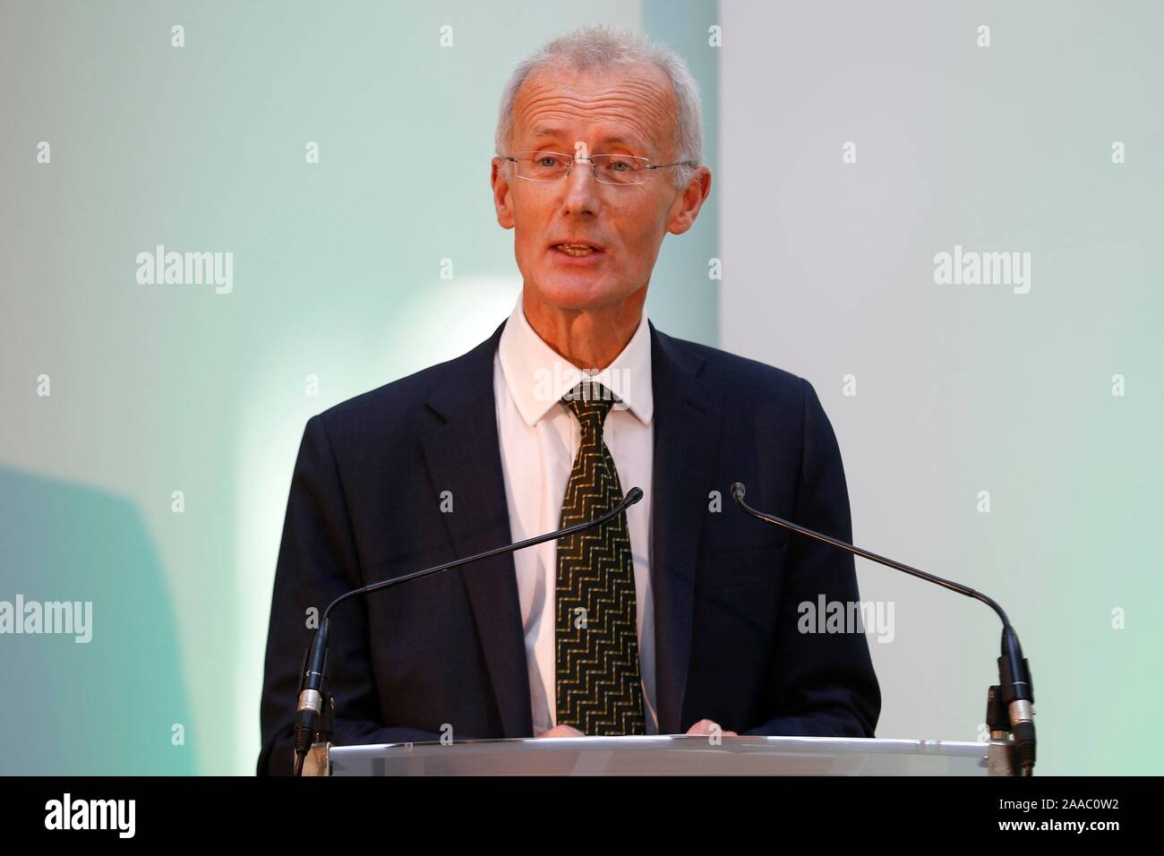 Academic conference networking hi-res stock photography and images - Alamy