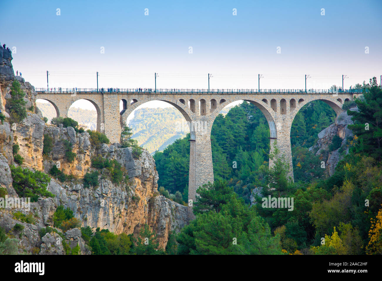 Skyfall bond train hi-res stock photography and images - Alamy