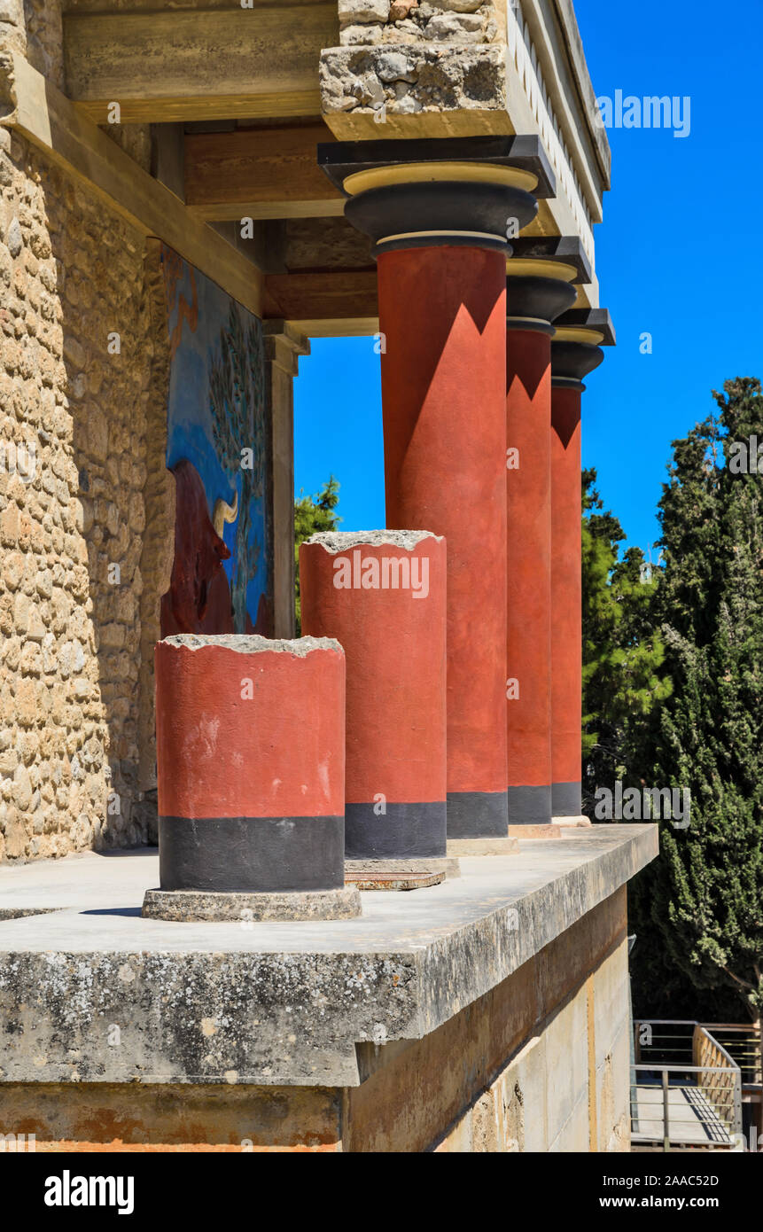 Knossos palace on a Crete island in Greece Stock Photo - Alamy